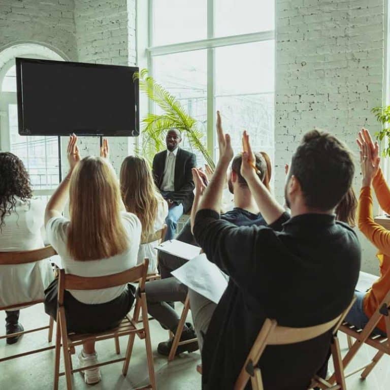 10 Types of Networking Events for Business Professionals